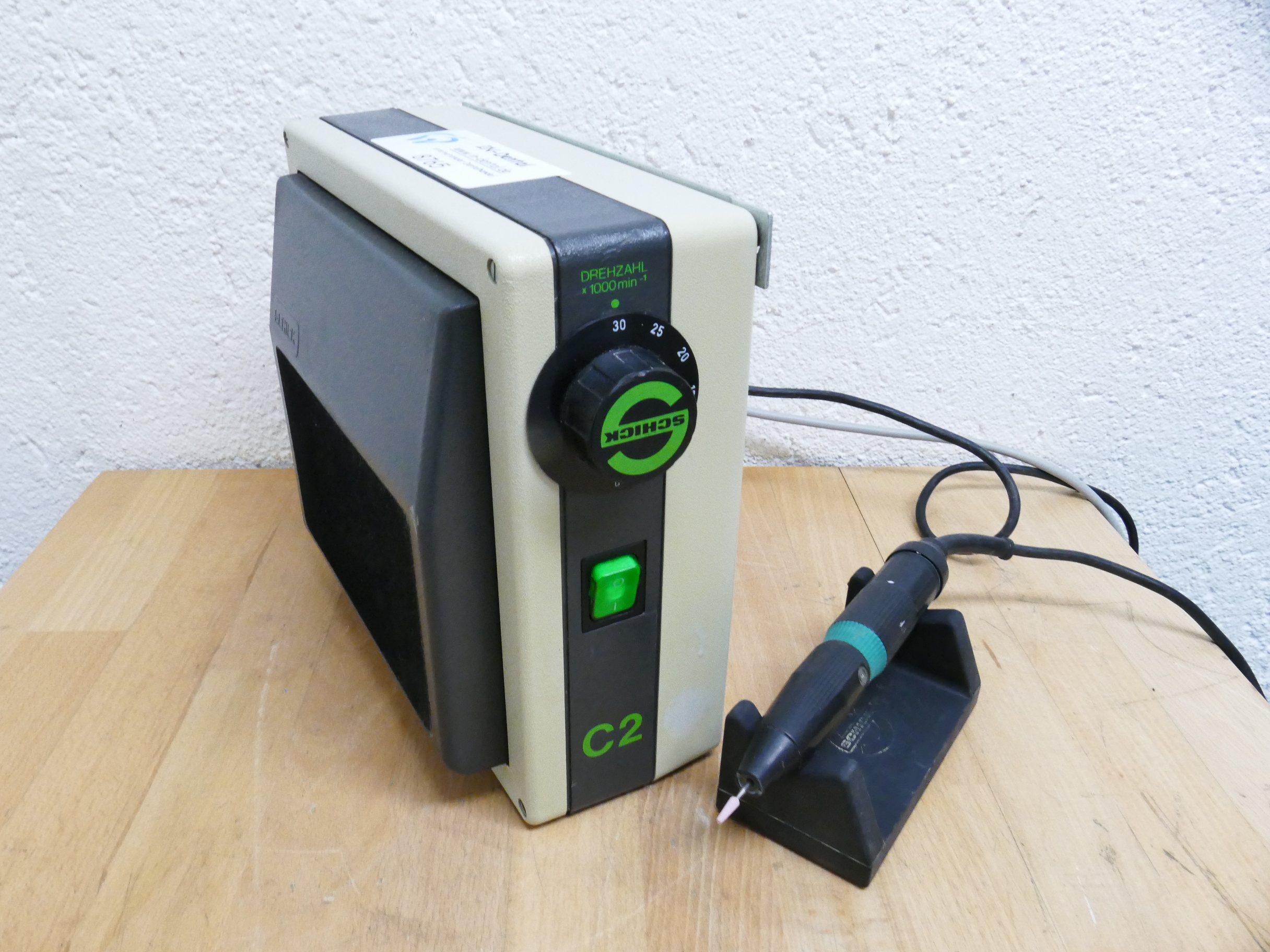 Schick C2 Technikmaschine mit Kniesteuerung überprüfte Anlage 8765 - IN ...