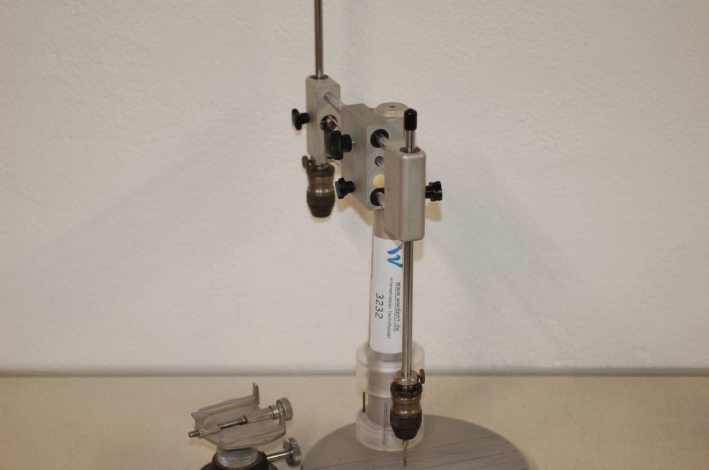 Parallelometer Vermessungsgerät grau Dental Zahntechnik mit Modelltisch ...